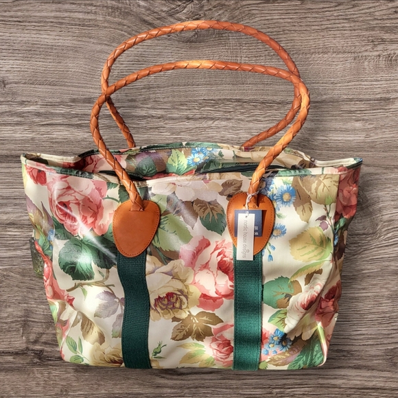 nordic house designs | Bags | Nordic House Designs Tote | Poshmark